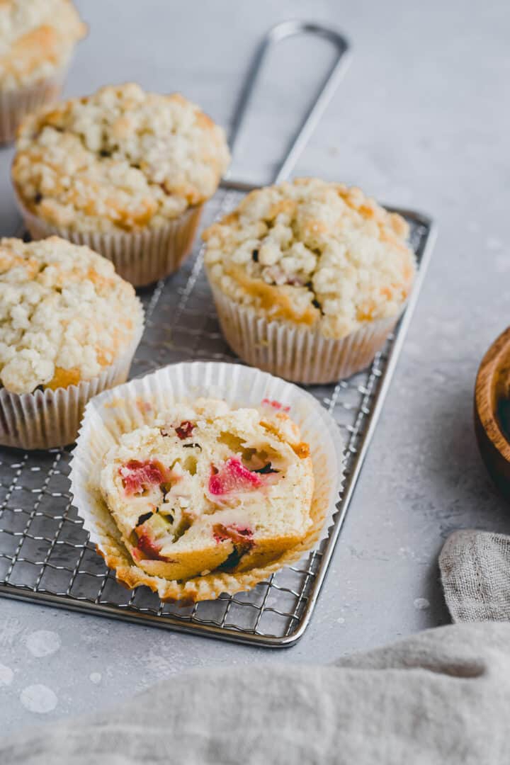 Rhabarber Muffins Mit Streuseln