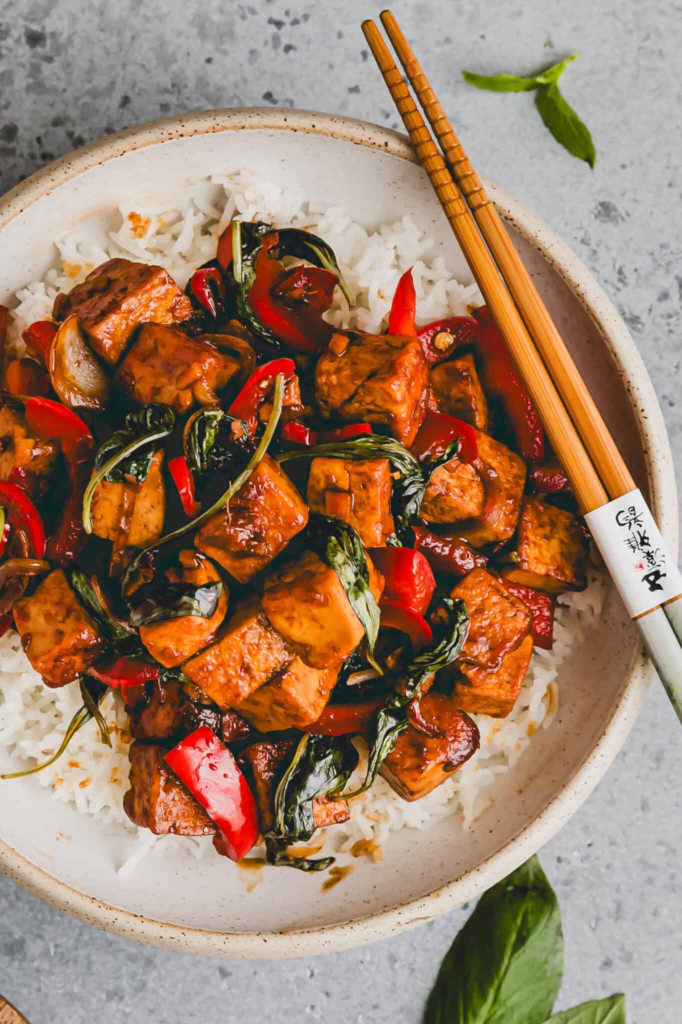 Thai Basil Tofu Stir Fry (Pad Krapow) | Aline Made